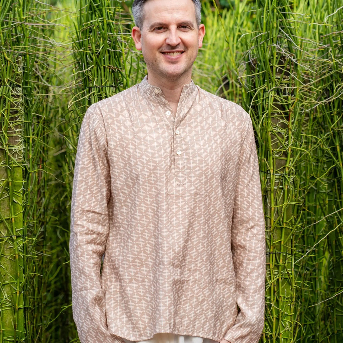 Samar Men's Short Kurta in Beige & White – Nimbu